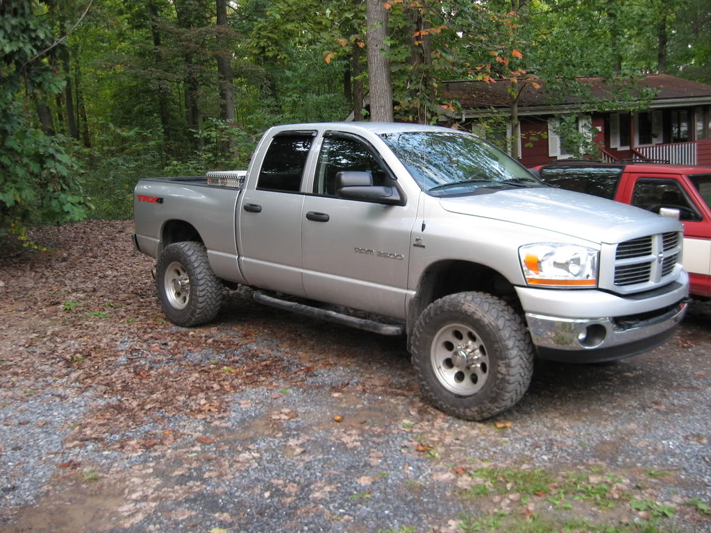 Pictures of SILVER 3rd Gen trucks!!! - Dodge Diesel - Diesel Truck ...