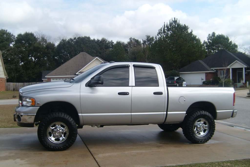 Pictures of SILVER 3rd Gen trucks!!! - Dodge Diesel - Diesel Truck ...